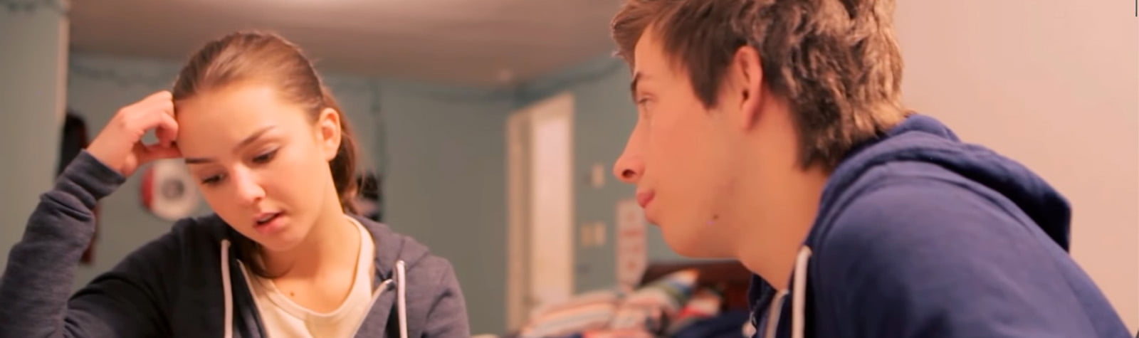 "A Girl Like Her" (2015): Historia sobre el ciberbullying
